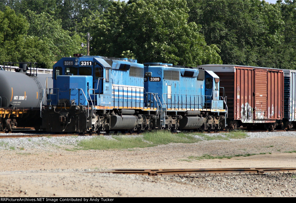 GSWR 3309 and 3311 await their next assignment in the Bay Line Yard.